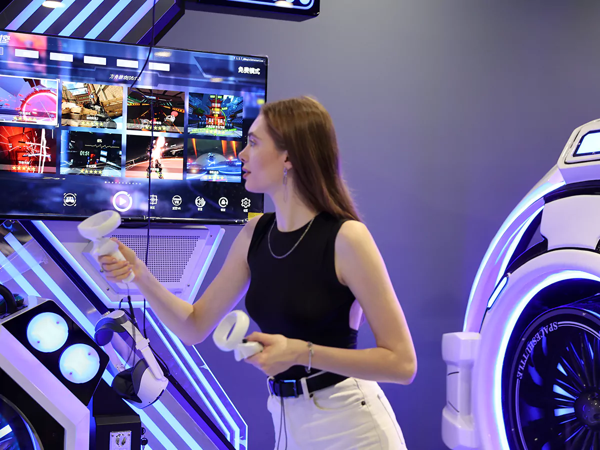 VR Standing Games Simulator | Standing Simulator Supplier - Vartvr