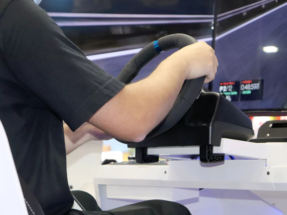 3-Screen Racing Simulator | 3 Screen Racing Car - Vartvr