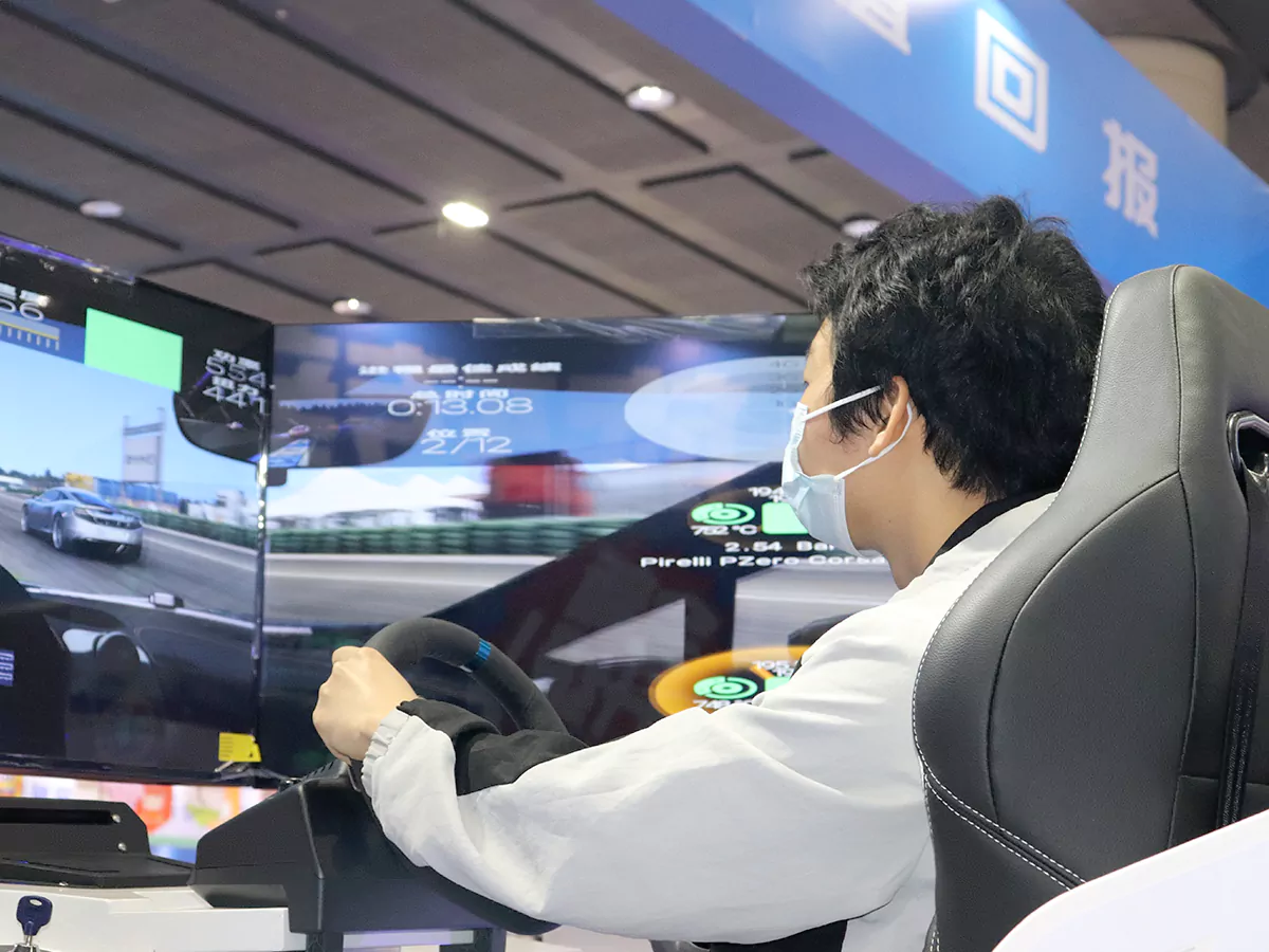 3-Screen Racing Simulator | 3 Screen Racing Car - Vartvr